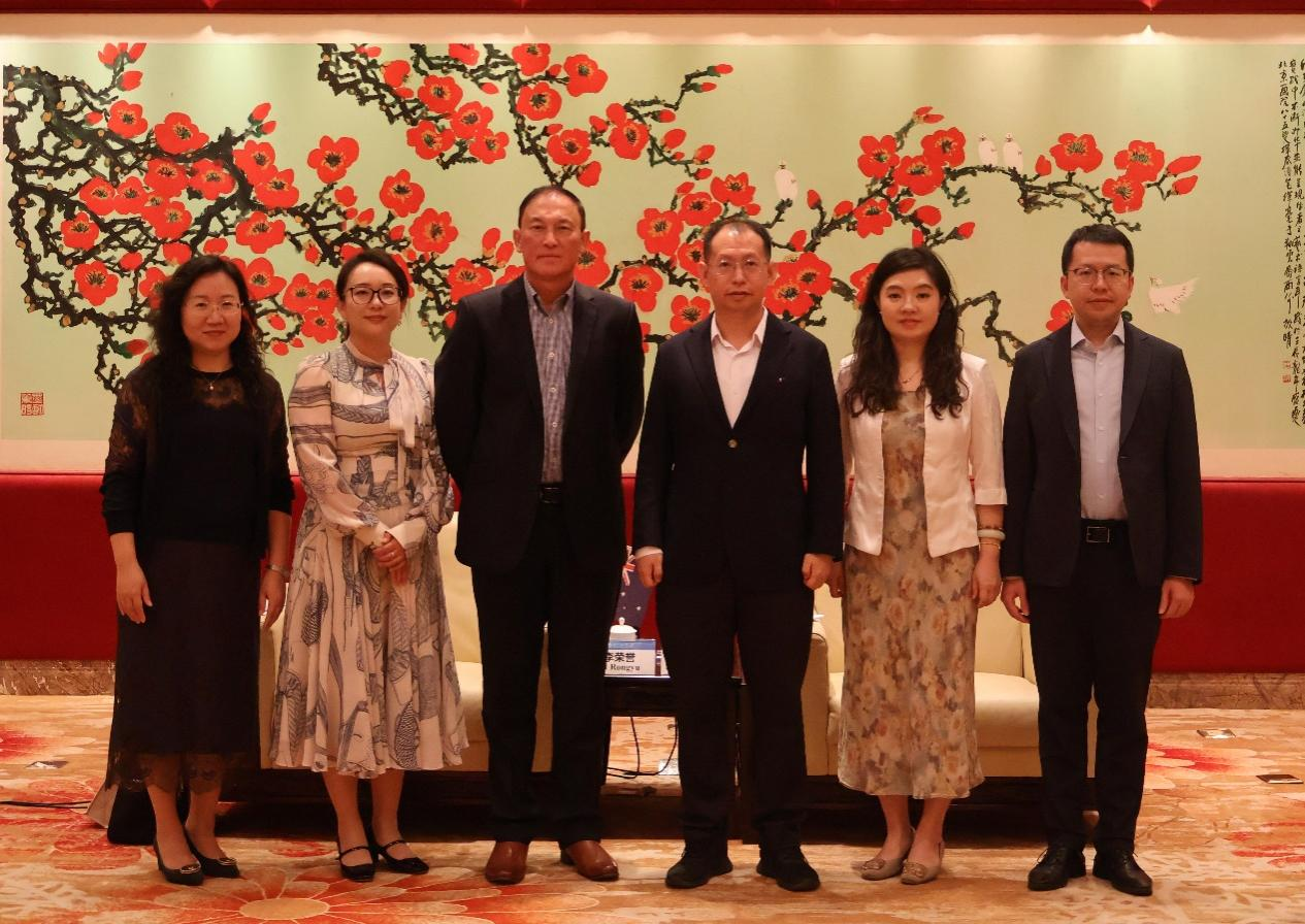 University of Queensland Delegation Visits GDUFS-GDUFS